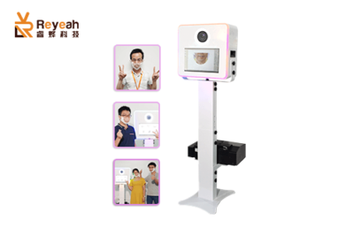 PhoPrint Photo Booth Manufacturer With Over 10+ Years Experience