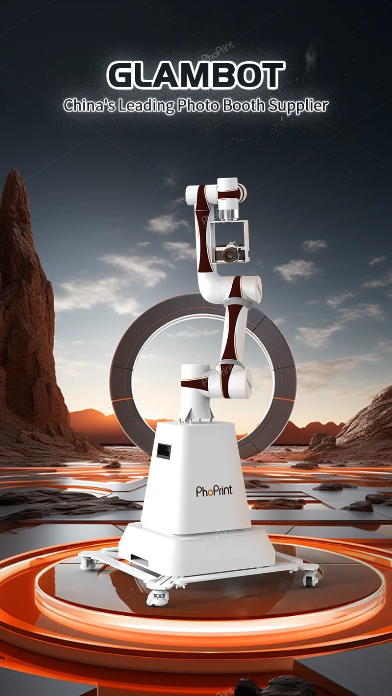 Glambot - Red Carpet Show Robot